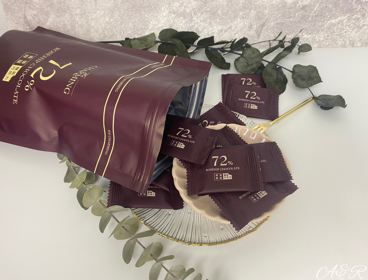 We Charming 唯睛品 食後救援 72%機能巧克力 ┃有著夢幻玫瑰香氣讓人一吃就幸福滿分┃重點還可以雙享受~ 巧克力的大大們一定要知道! - AR生活地圖